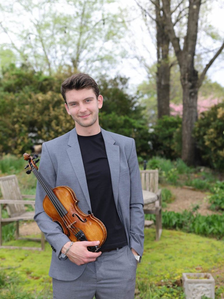 Strings That Tell a Story – Cityview